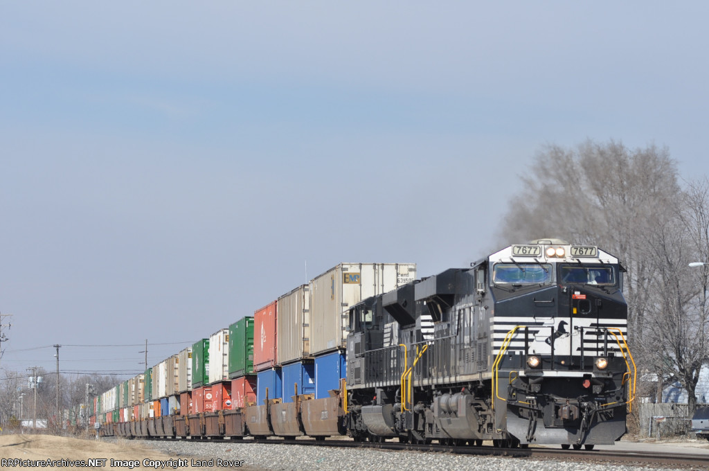 NS 7677 On NS 295 Eastbound